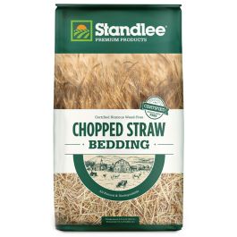 Standlee Certified Chopped Straw Bedding, 25 lbs. | Spikes & Houles Feed
